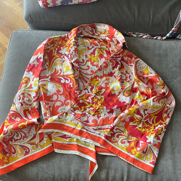 Zara | Tops | Zara Printed Top | Poshmark